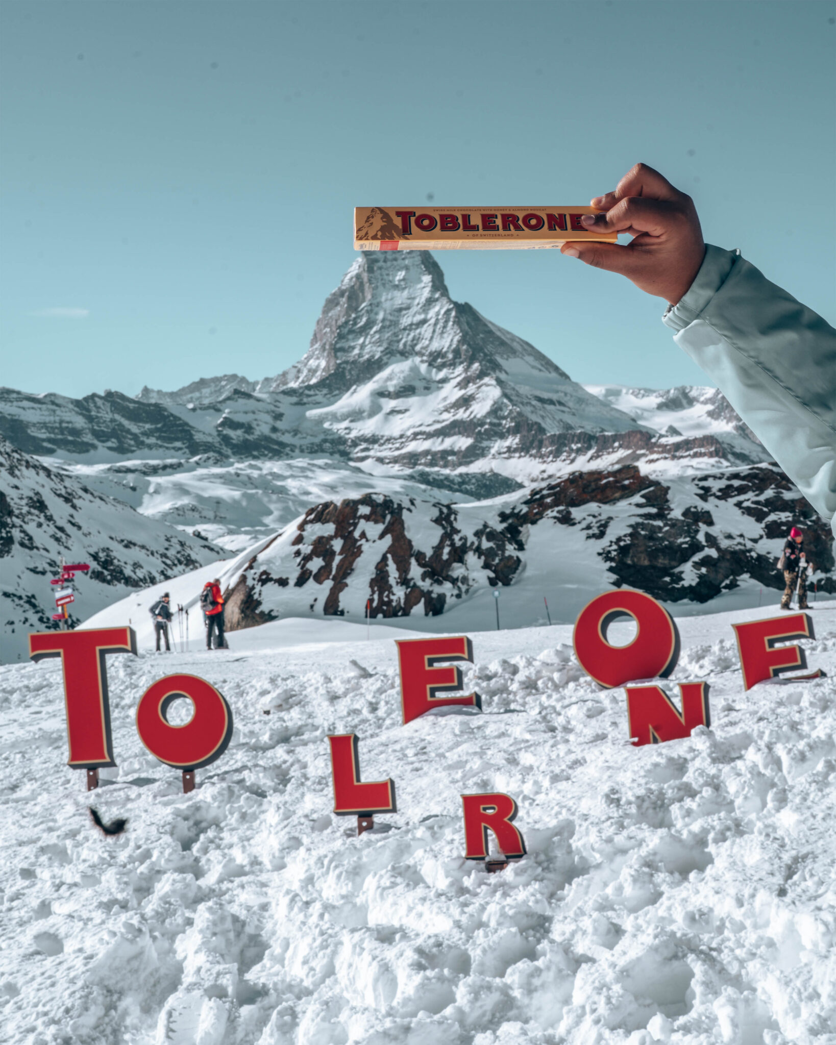 THE COMPLETE GUIDE TO THE TOBLERONE MOUNTAIN IN ZERMATT, SWITZERLAND